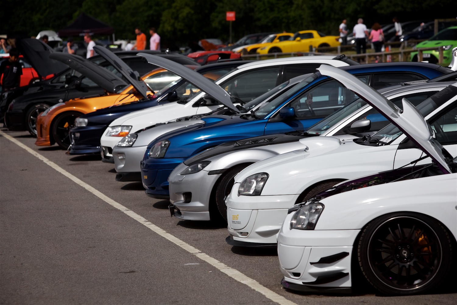 Club Stands – Go Japan!